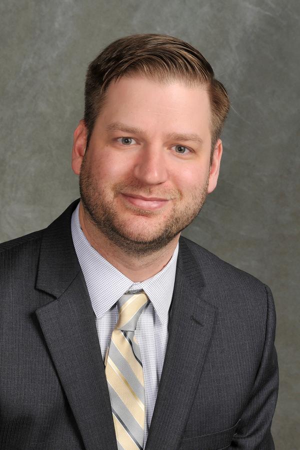 Brian J Lewis, Financial Advisor - Finance Reviews, Wisconsin