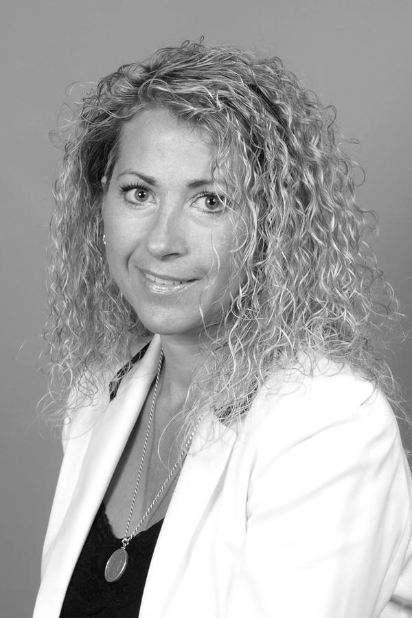 Melanie J Collins, Financial Advisor - Finance Reviews in Hutchinson ...