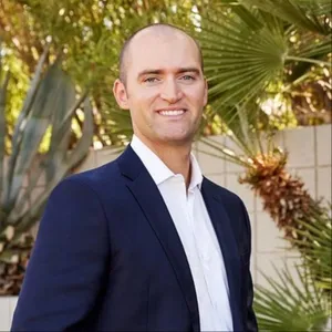 Vlad Royal, agent - Real Estate Professional, California