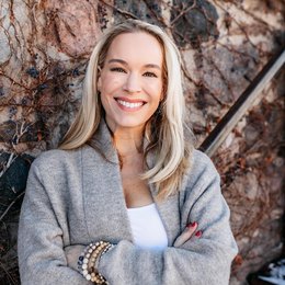 Nicole Warner, Agent - Real Estate Professional in CLARKSTON, Michigan