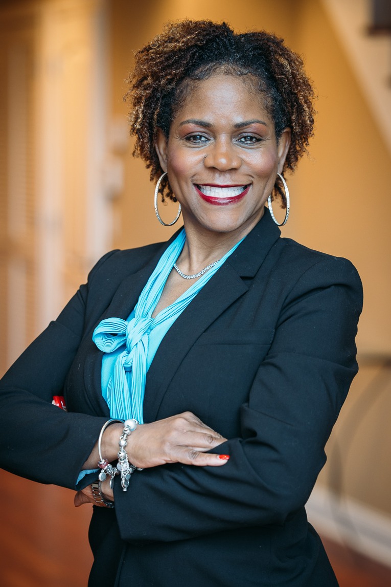 Naema Nunnery, Sales Associate - Real Estate Professional in Oak Park ...