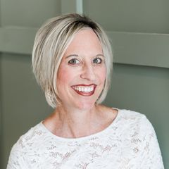 Daphne King - Real Estate Professional in Cornelius, North Carolina