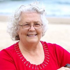 Sharon Wasielewski — Real Estate Agent in Oscoda, MI
