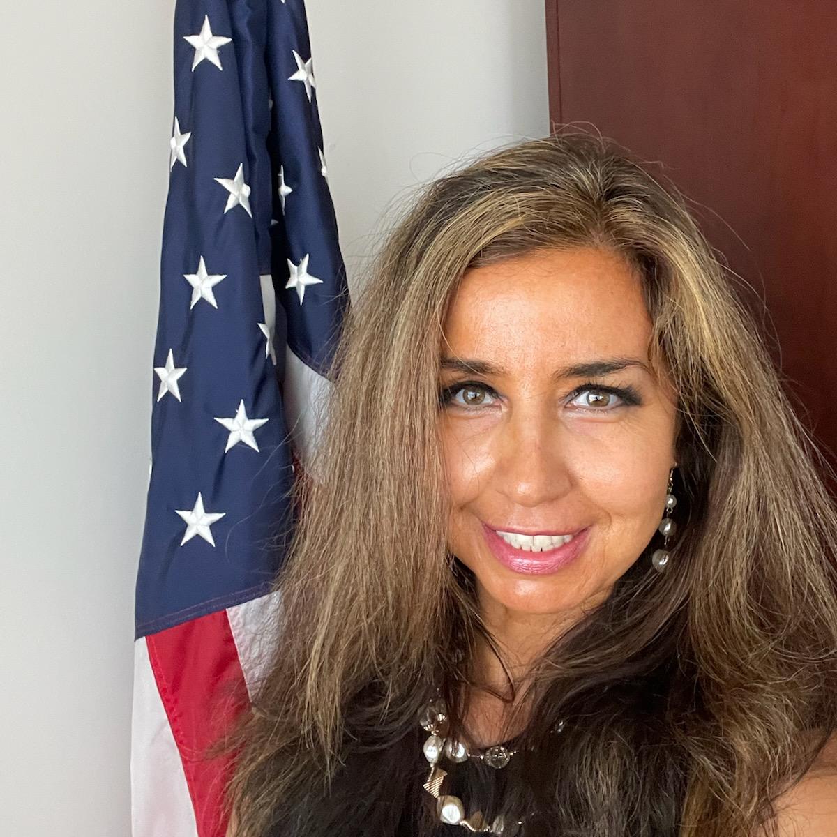 Raquel Flores - Real Estate Professional in Long Beach, California