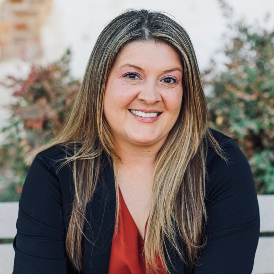 Cassie Lewis - Real Estate Professional in Jackson, Tennessee