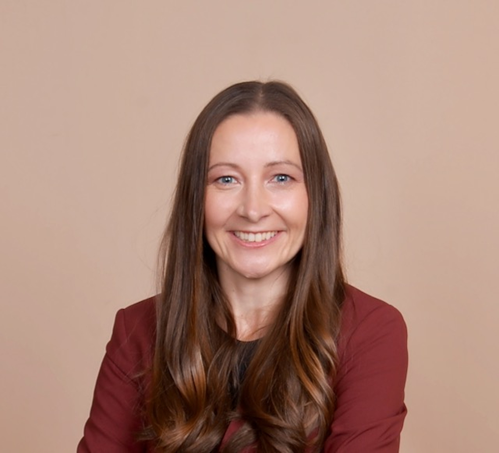 Anna Tone — Real Estate Agent, CT