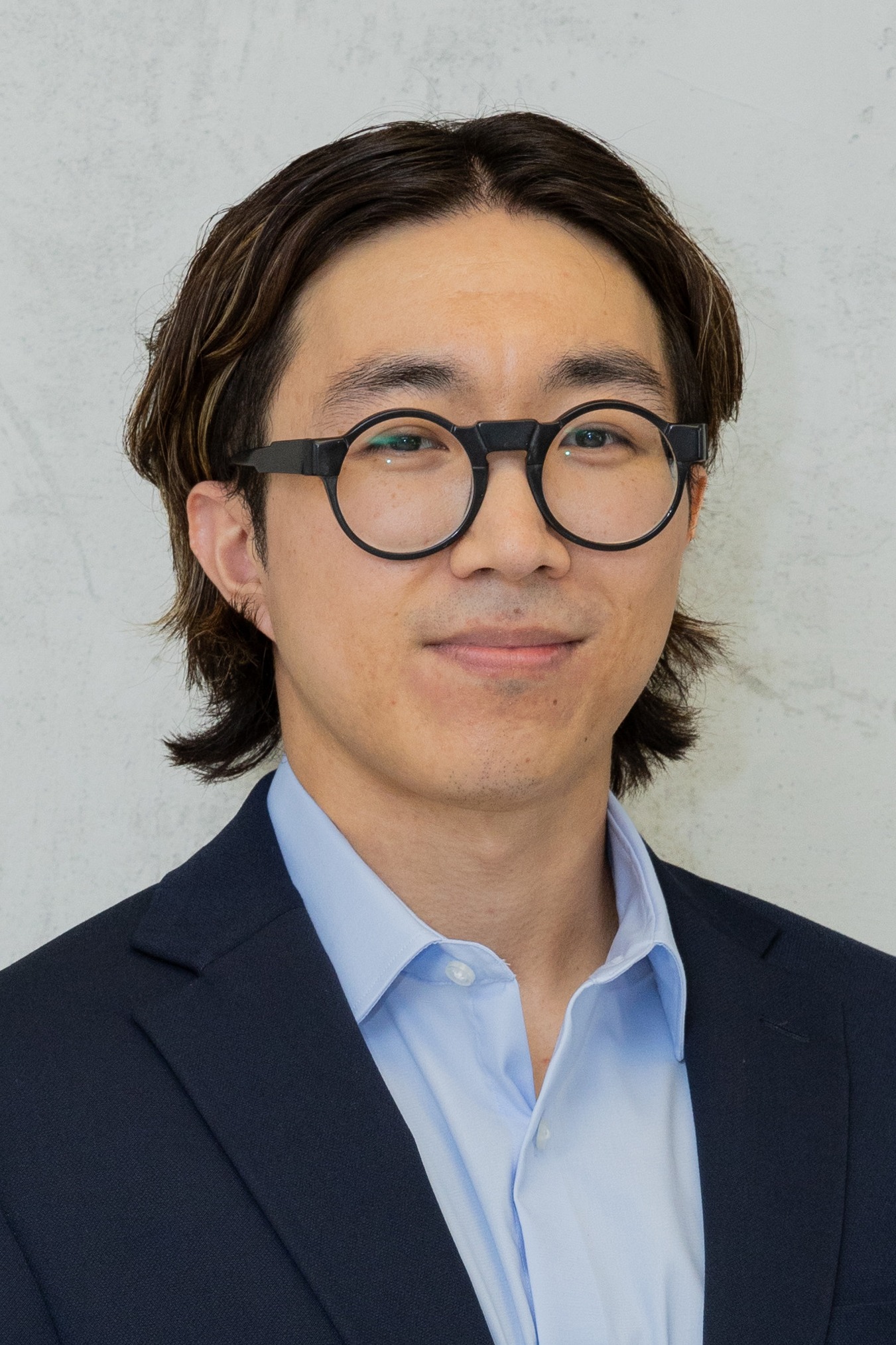 Thom Kim, Sales Associate - Real Estate Professional in Scottsdale, Arizona