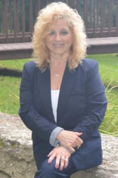 Deborah Lapointe, Sales Representative - Real Estate Professional in ...