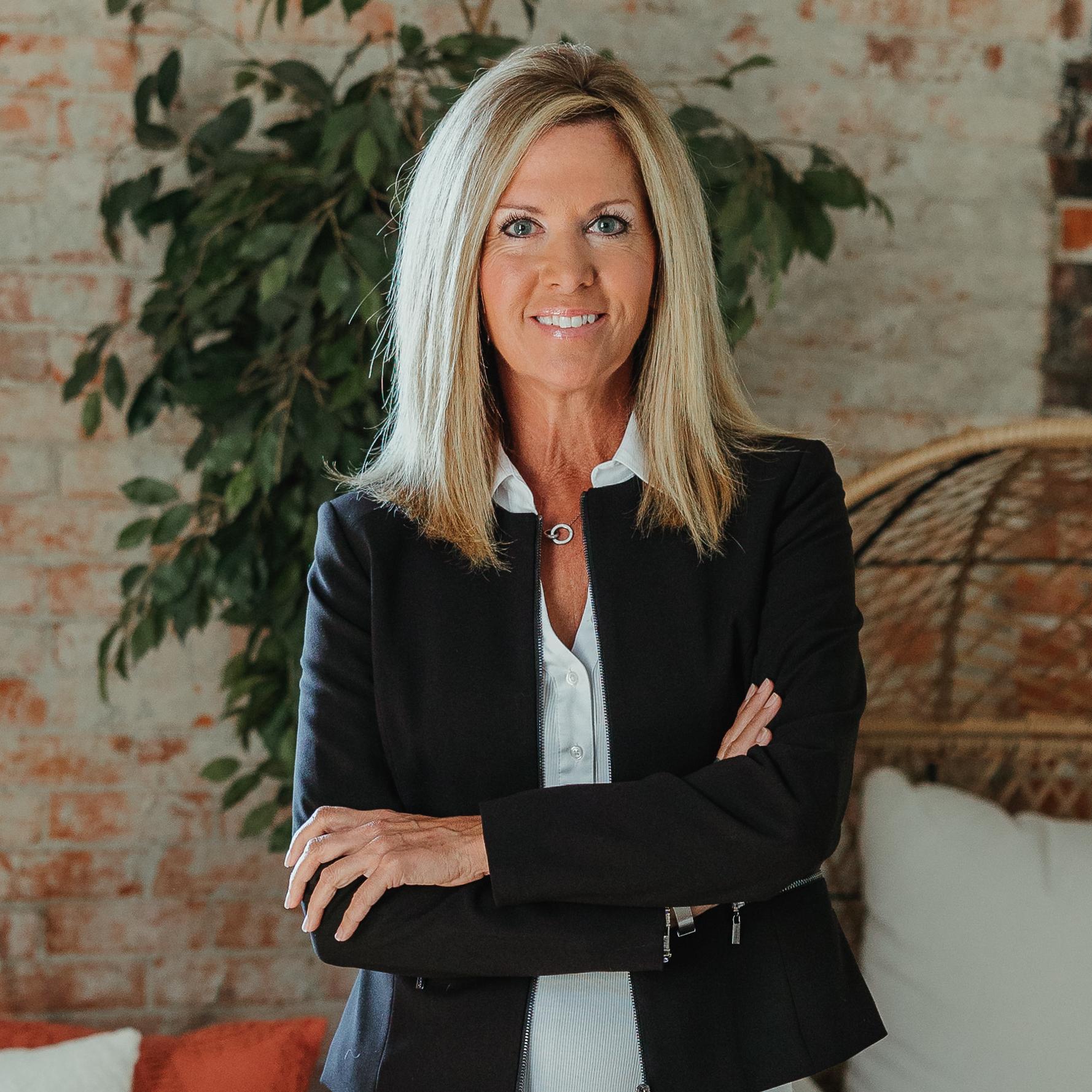 Jeri Vickers - Real Estate Professional in Wilmington, Ohio