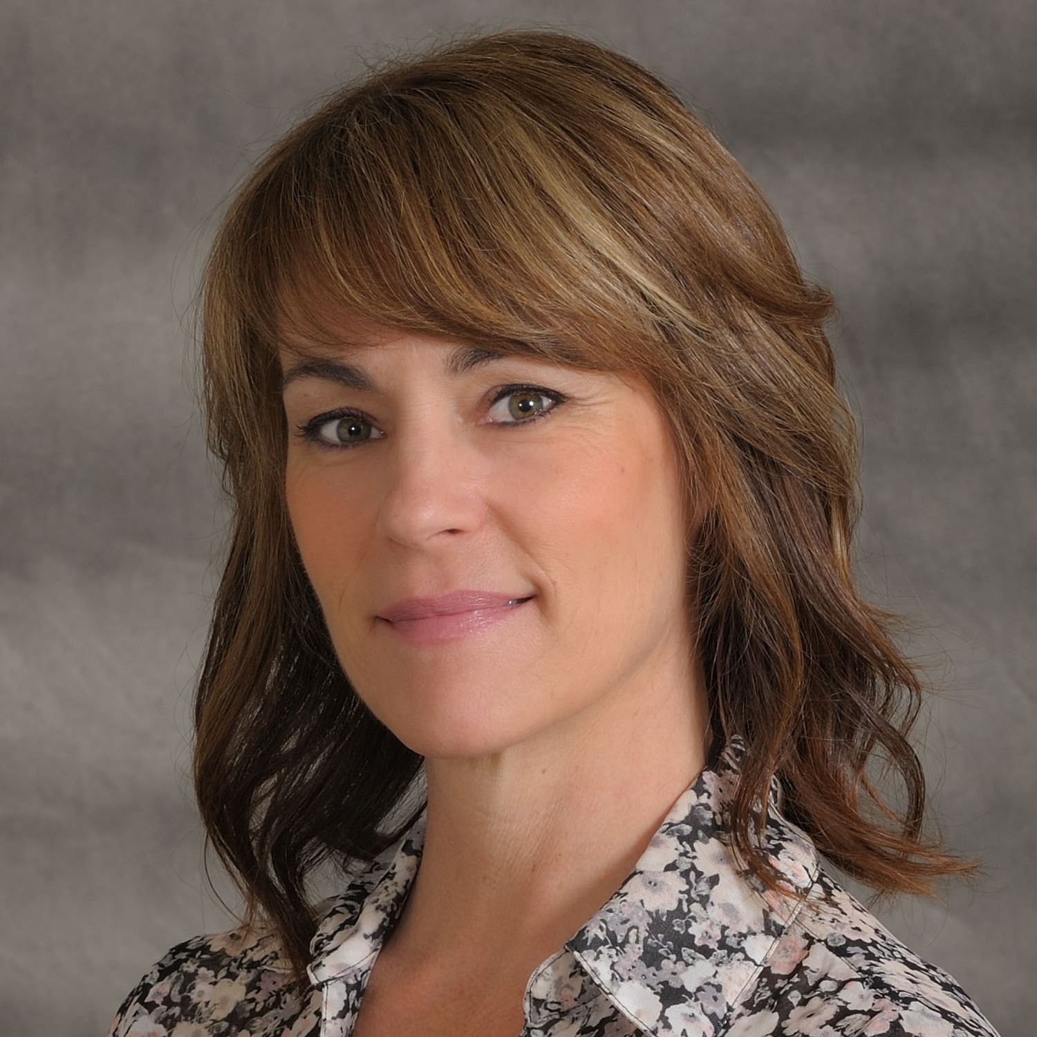 Kari Munoz, Real Estate Agent - Real Estate Professional in Tehachapi ...