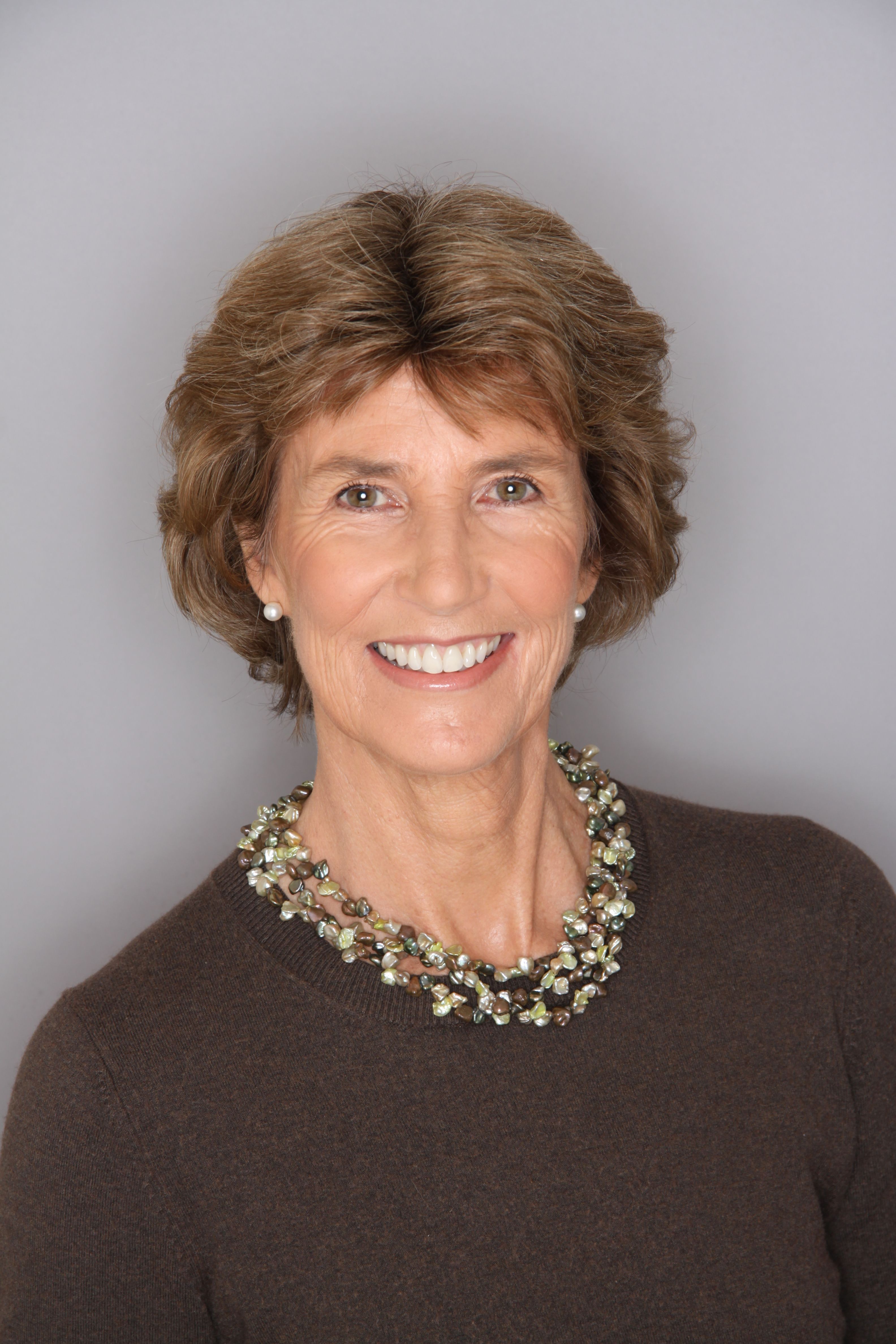 Nancy Dew Copp, Broker - Real Estate Professional in Honolulu, Hawaii