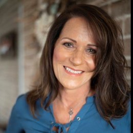 Angie Jones, Agent - Real Estate Reviews in Foley, Alabama