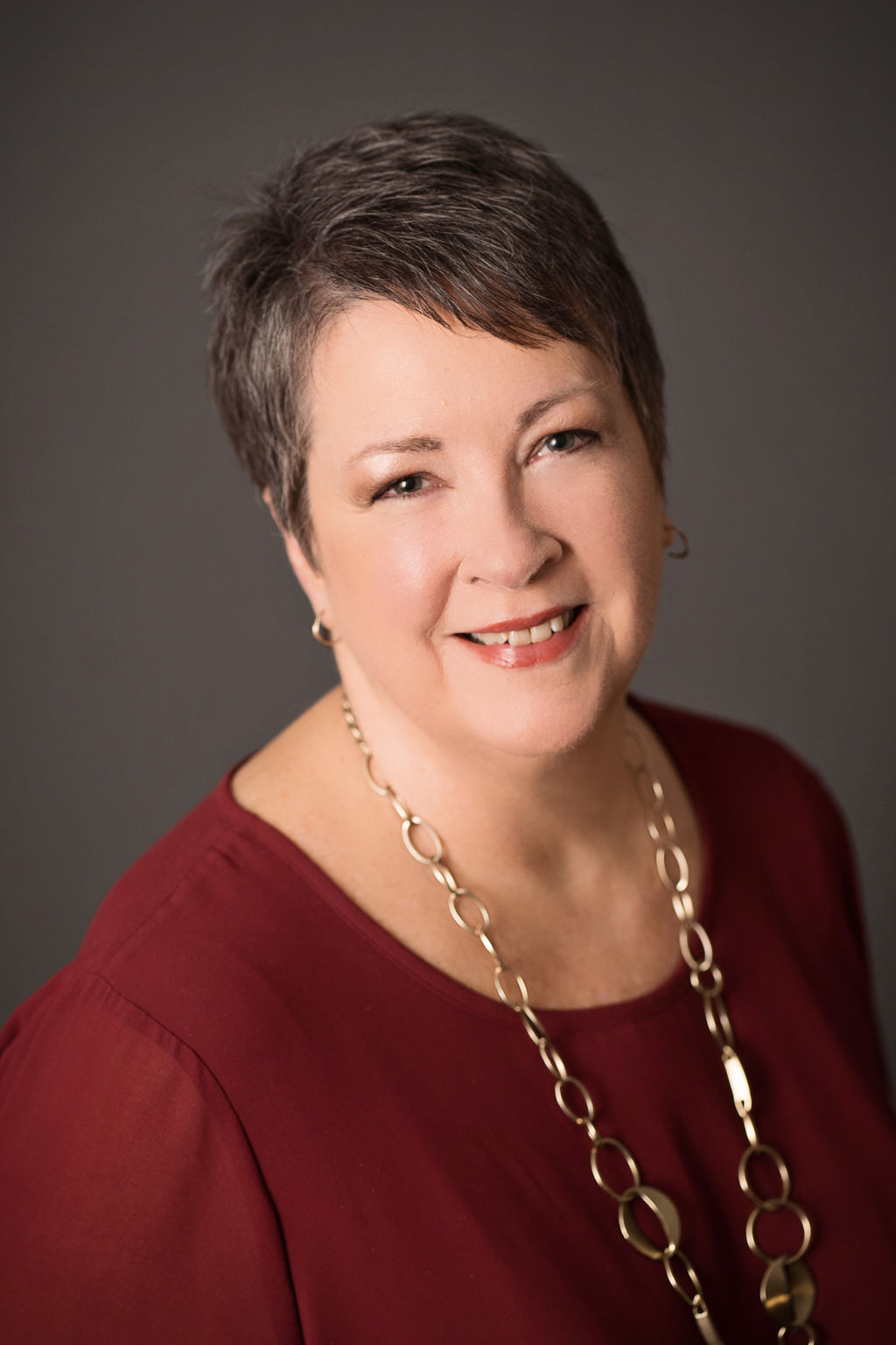 Deanna Long, Real Estate Salesperson - Real Estate Reviews in Cedar ...