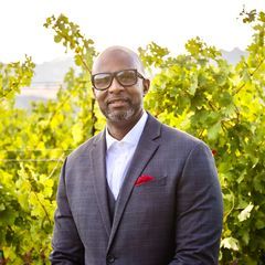 Roderick Giles , Associate - Real Estate Reviews, California