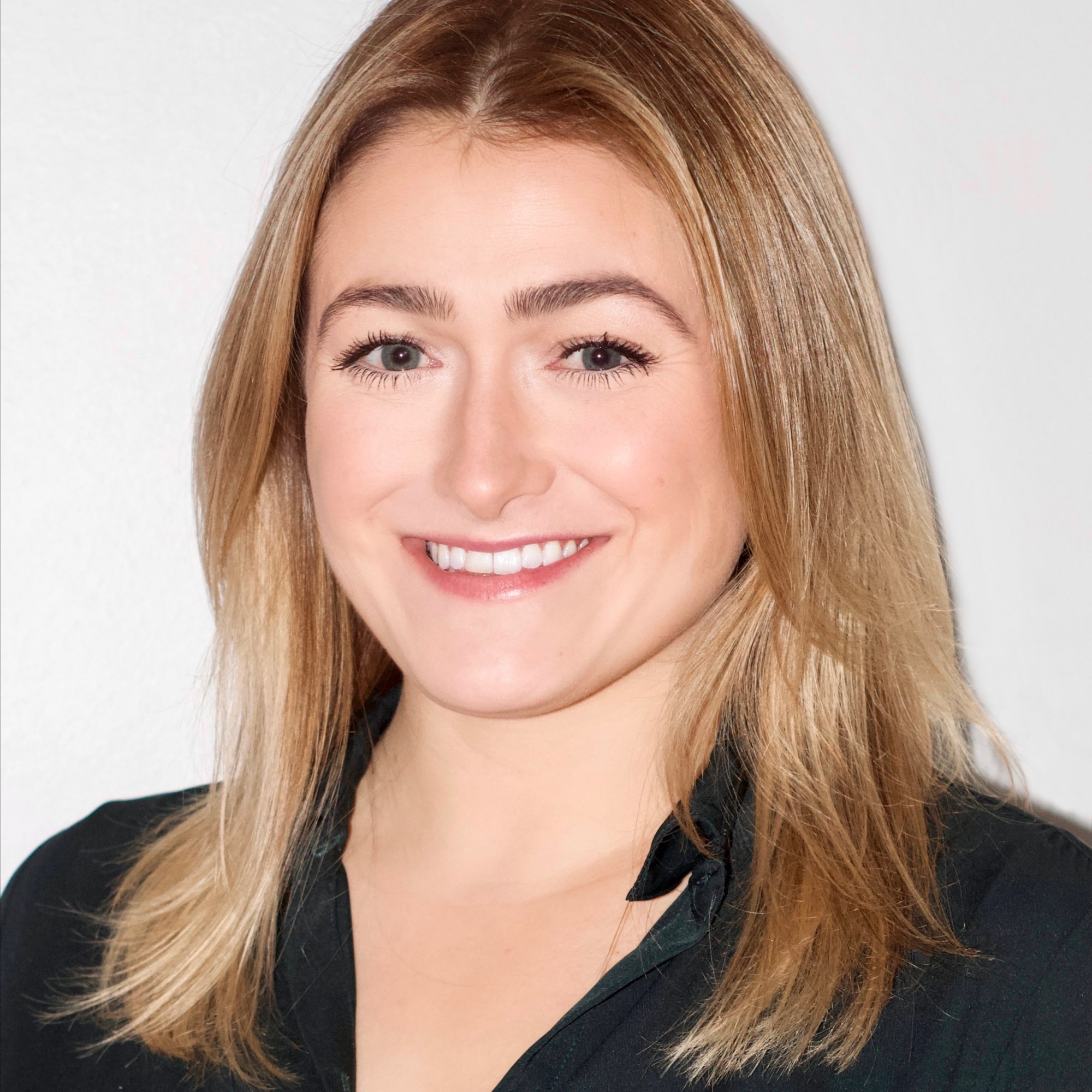 Abby Adeszko - Real Estate Professional
