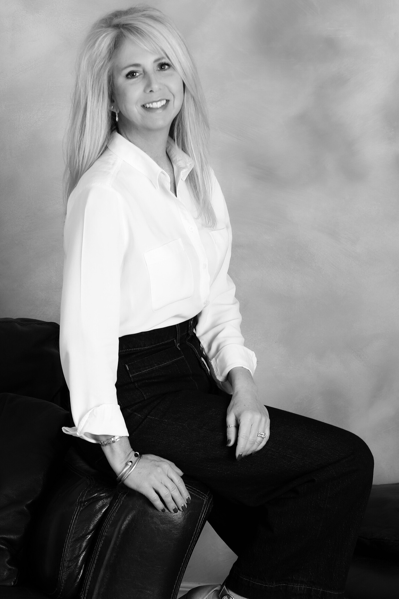 Angela Busch, Affiliate Broker - Real Estate Reviews in Gallatin, Tennessee