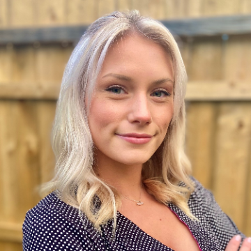 Mackenzie Ross, REALTOR - Real Estate Professional in Ship Bottom, New ...