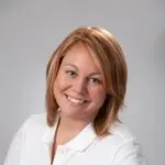 Jade Ashley Dellinger, Chiropractor - Alternative Medicine Professional in Libertyville, Illinois