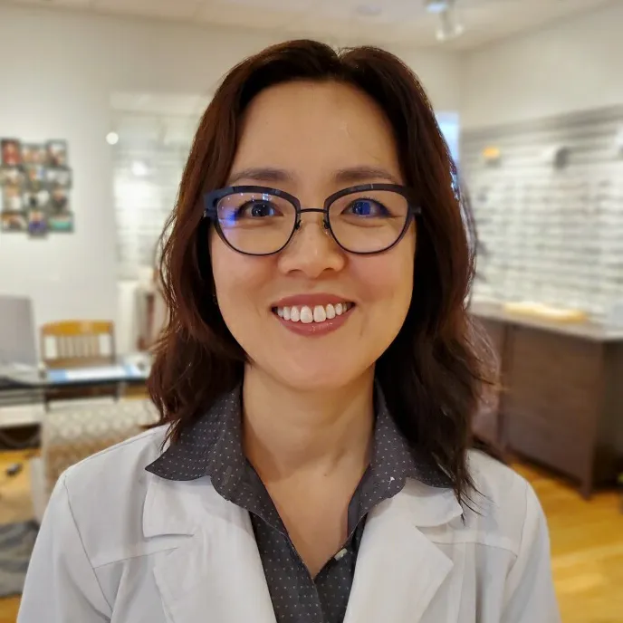 Shelley S Kim, Optometrist - Oral Vision ENT Professional in Des ...