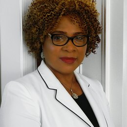 ESTHER AYUK, Broker - Real Estate Professional in MABLETON, Georgia