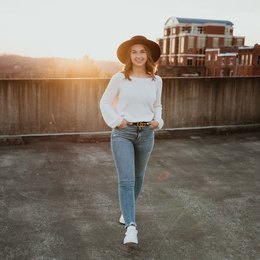 Stephanie Tharp, Agent - Real Estate Professional in CLARKSVILLE, Tennessee