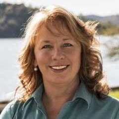 Sandra Tucker, Owner - Real Estate Professional, California