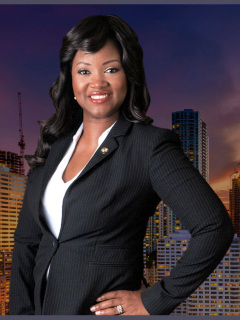 Christina Andrea McKinnon, Attorney - Legal Reviews in Miramar, Florida