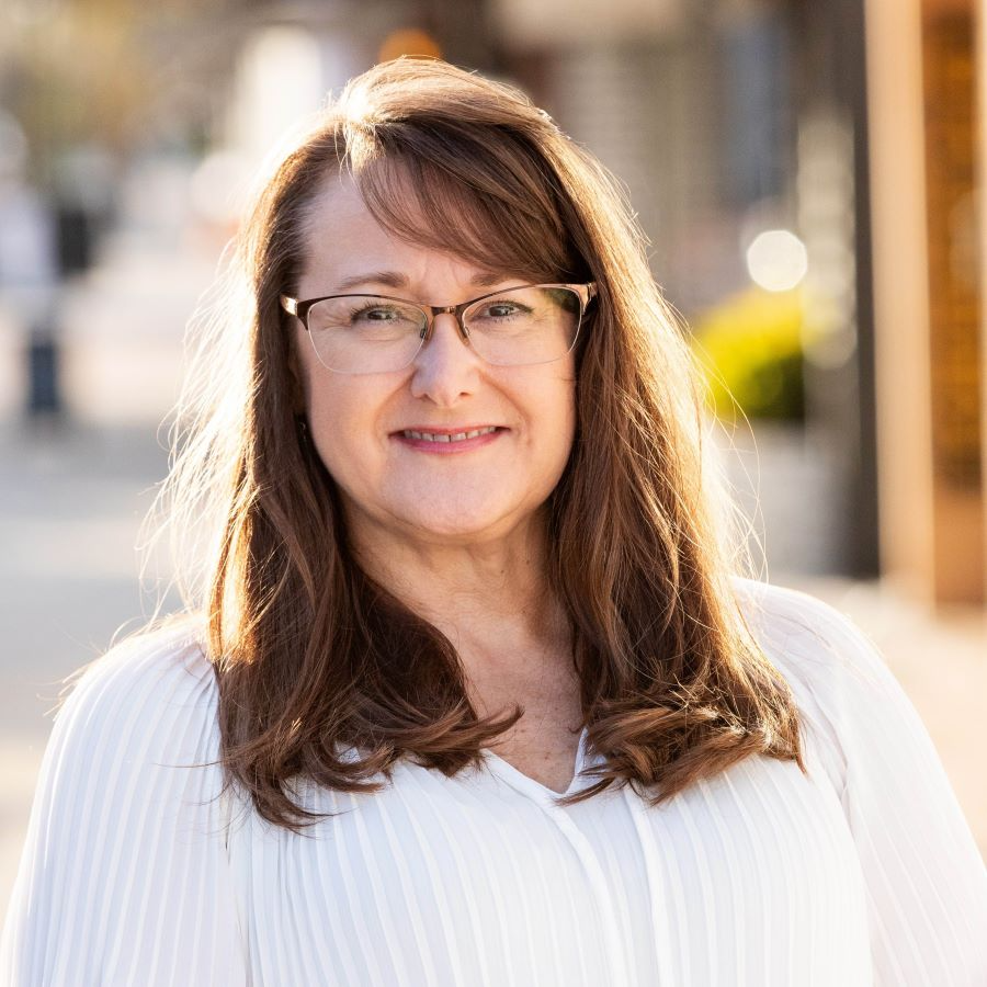 Tina McCormick - Movement Mortgage, Loan Officer - Mortgage Professional